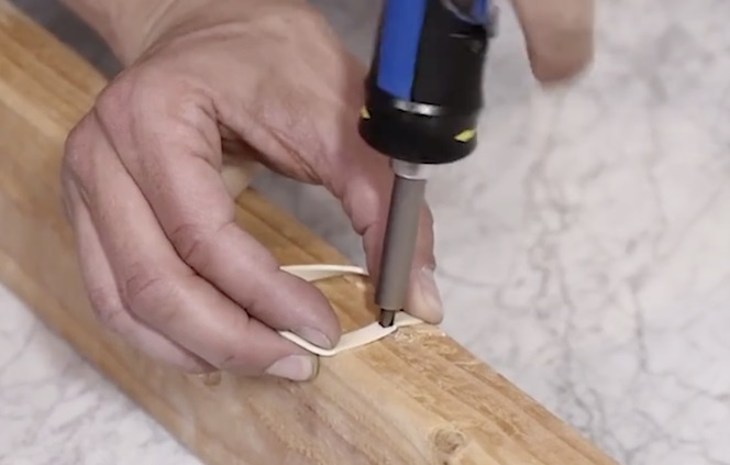 How to get rid of stripped screws? – Family Feed